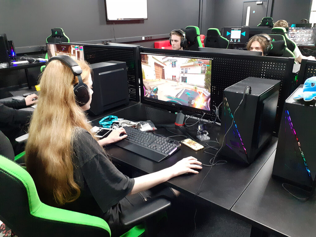 New Esports room opens at Reading College - Reading College