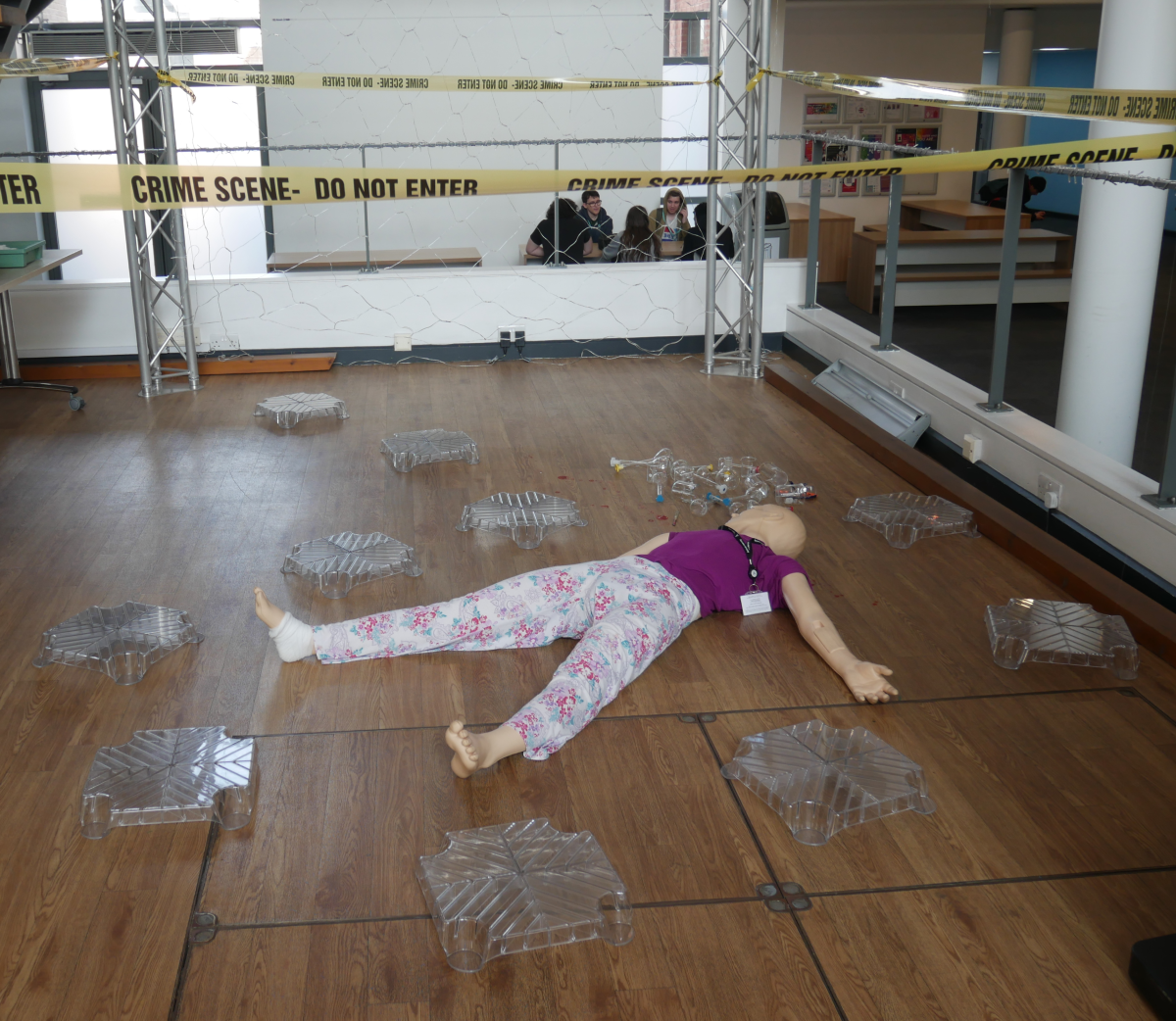 Reading College students investigate a fake crime scene - Reading College